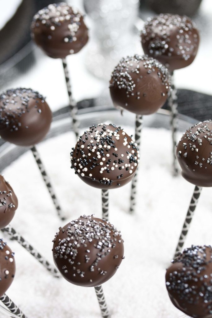NUTELLA CAKE POPS - JMS ENTERTAINING